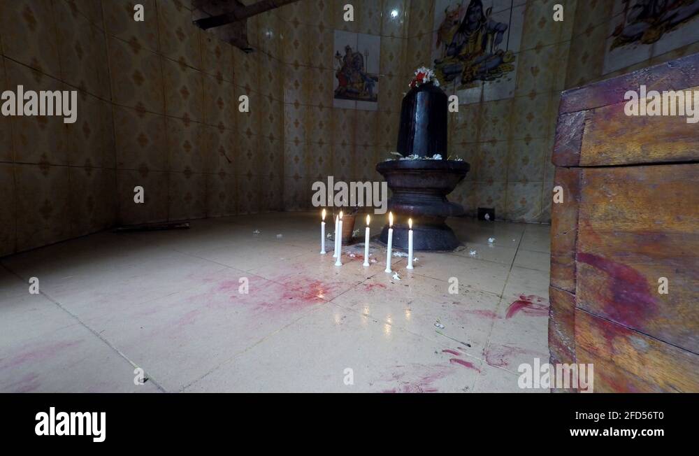 Inside shiva temple Stock Videos & Footage - HD and 4K Video Clips - Alamy