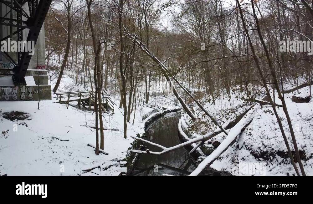 Ice ravine Stock Videos & Footage - HD and 4K Video Clips - Alamy