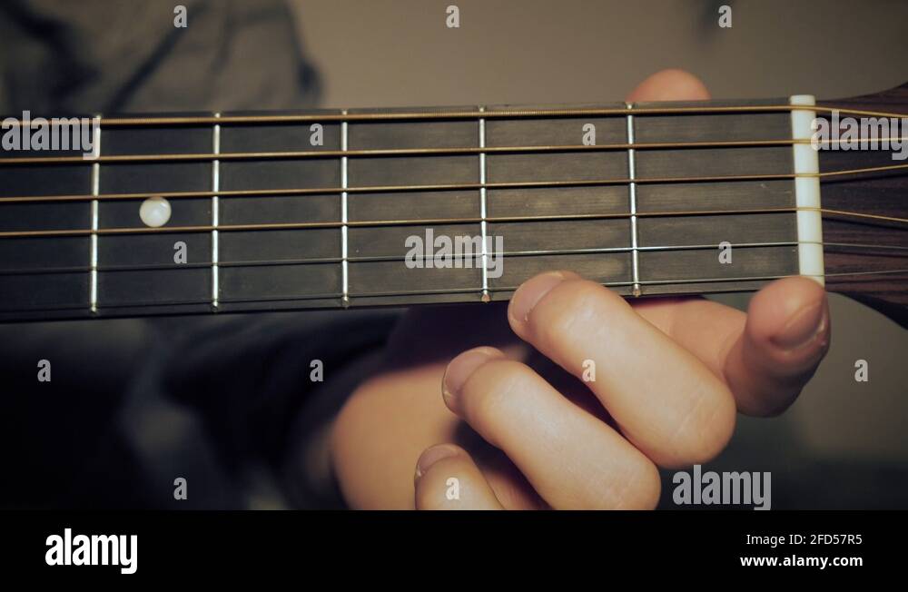 Gold chord Stock Videos & Footage - HD and 4K Video Clips - Alamy