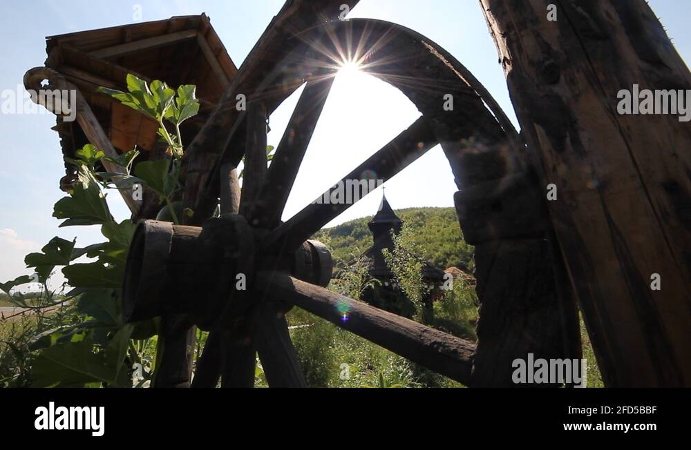 Star shaped wheel Stock Videos & Footage - HD and 4K Video Clips - Alamy