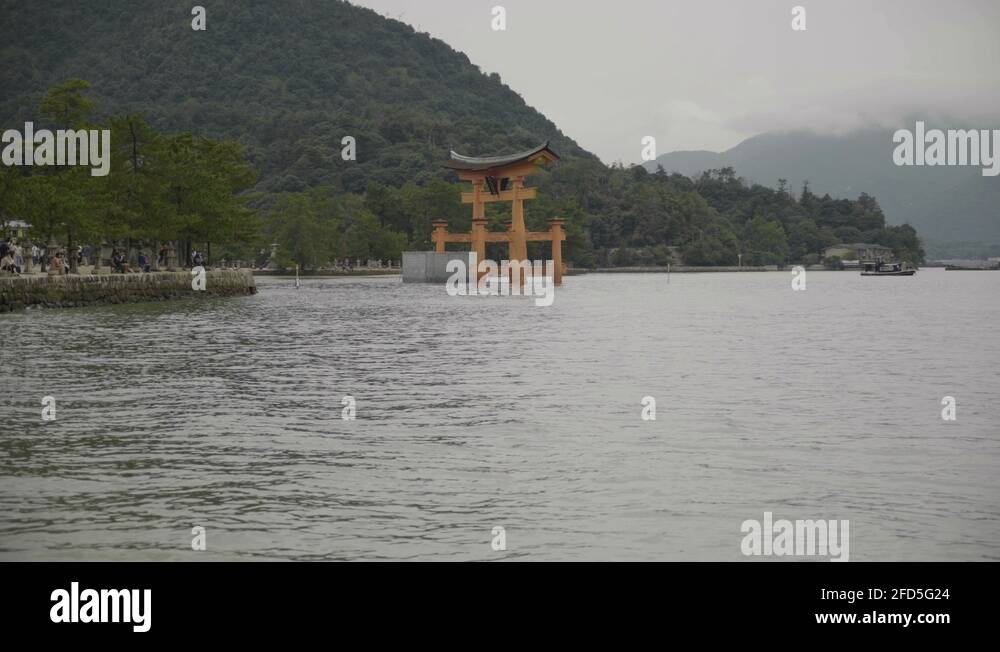 Tori gate japan water Stock Videos & Footage - HD and 4K Video Clips ...