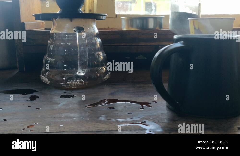 Brewing a kettle Stock Videos & Footage - HD and 4K Video Clips - Alamy