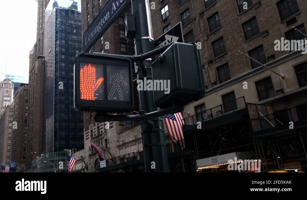 New york walk signal Stock Videos & Footage - HD and 4K Video Clips - Alamy