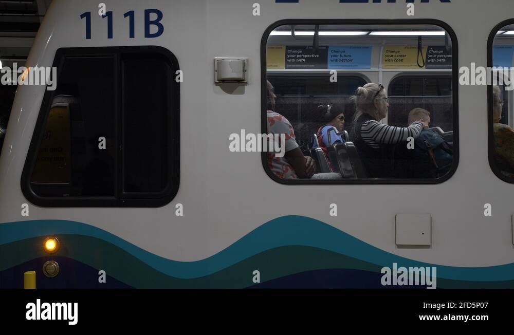 American commuter rail line Stock Videos & Footage - HD and 4K Video ...