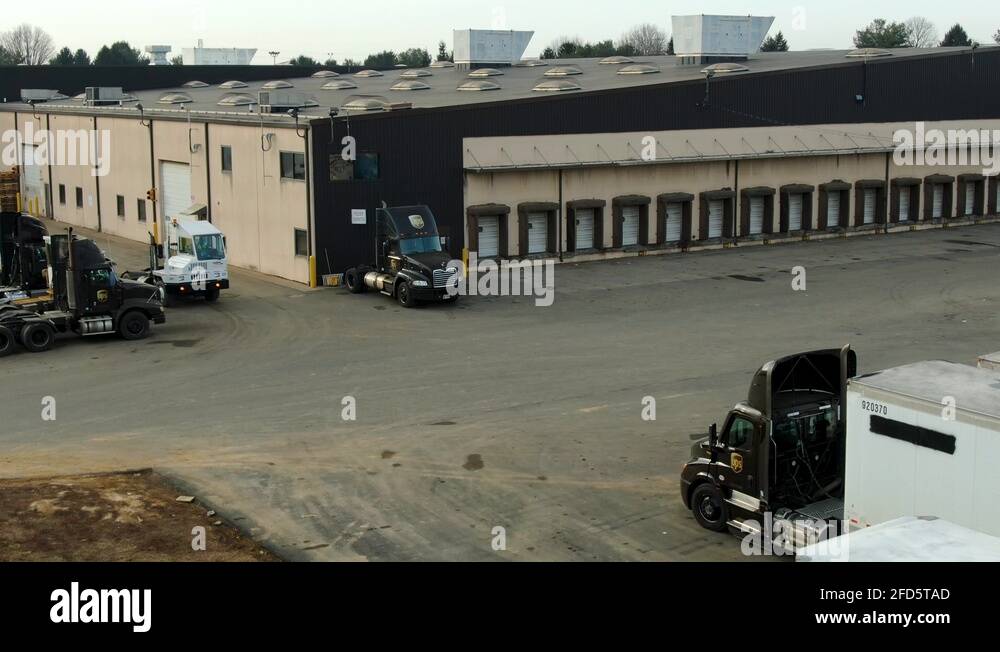 Ups distribution center Stock Videos & Footage - HD and 4K Video Clips ...