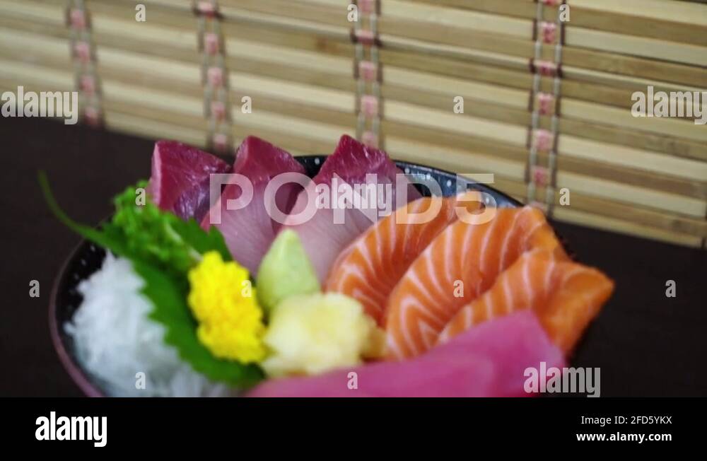 fresh salmon, tuna and hamachi on topped rice bowl (donburi) - Japanese ...