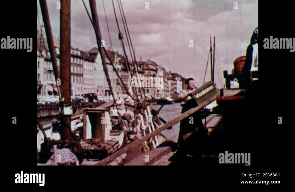Loading goods on boat Stock Videos & Footage - HD and 4K Video Clips ...