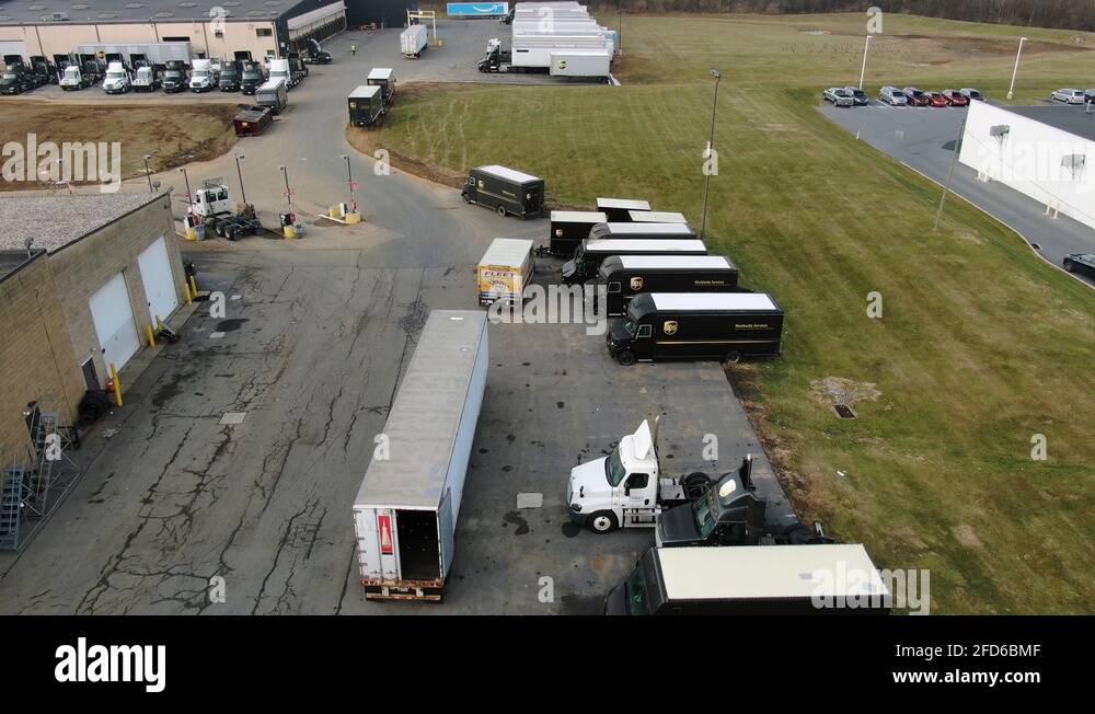 Lorry cab exterior Stock Videos & Footage - HD and 4K Video Clips - Alamy