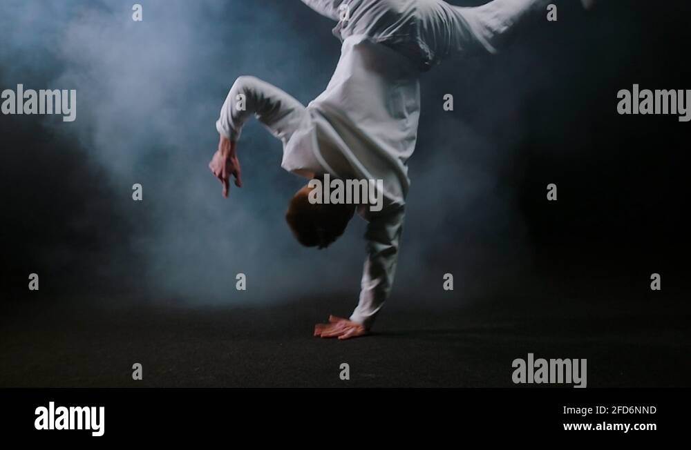 Balance break Stock Videos & Footage - HD and 4K Video Clips - Alamy