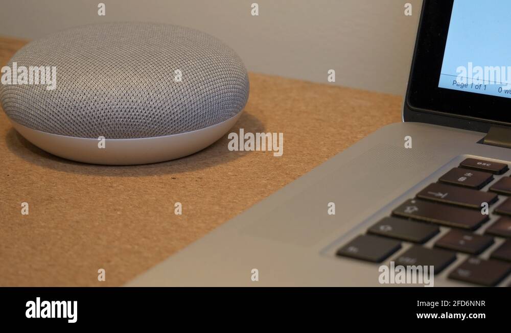 Mini device Stock Videos & Footage - HD and 4K Video Clips - Alamy