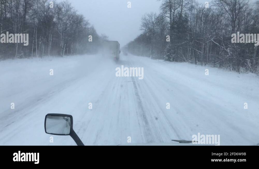 Semi truck highway snow Stock Videos & Footage - HD and 4K Video Clips ...