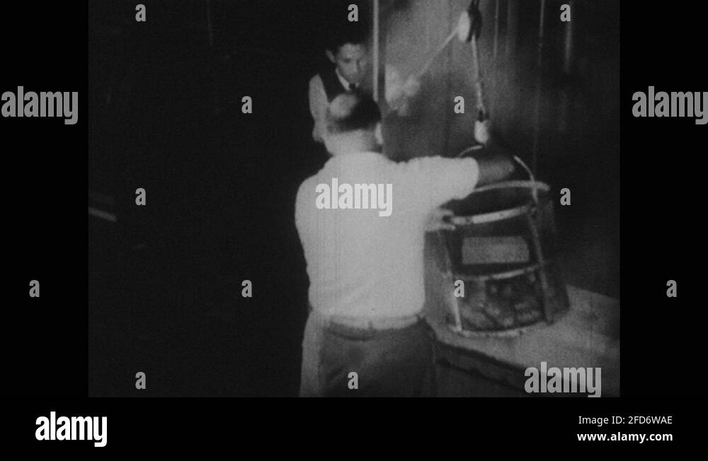 1940s: UNITED STATES: lab experiments to test drying solution. Removal ...