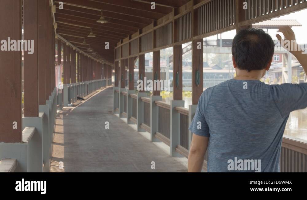 Scalp bridge Stock Videos & Footage - HD and 4K Video Clips - Alamy