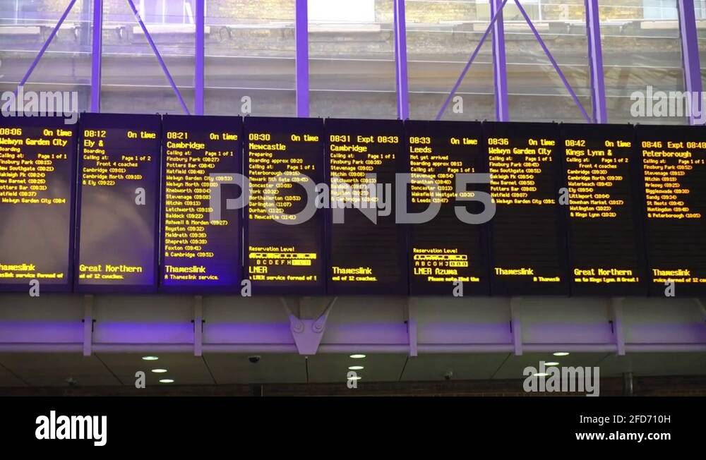 Kings cross station departure board Stock Videos & Footage - HD and 4K ...