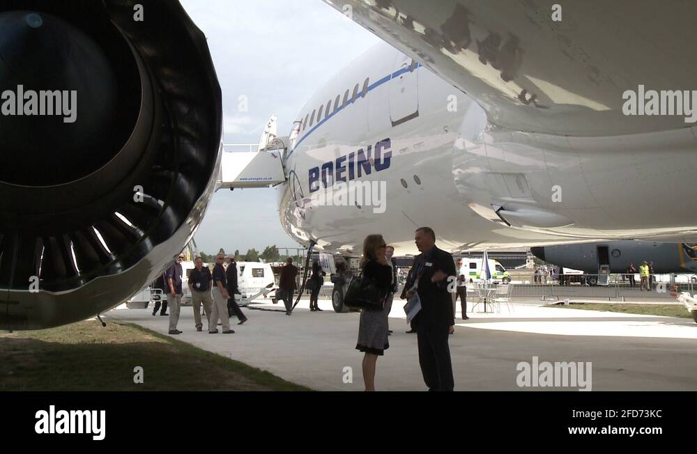 Boeing 787 Dreamliner Static Display Stock Video Footage - Alamy