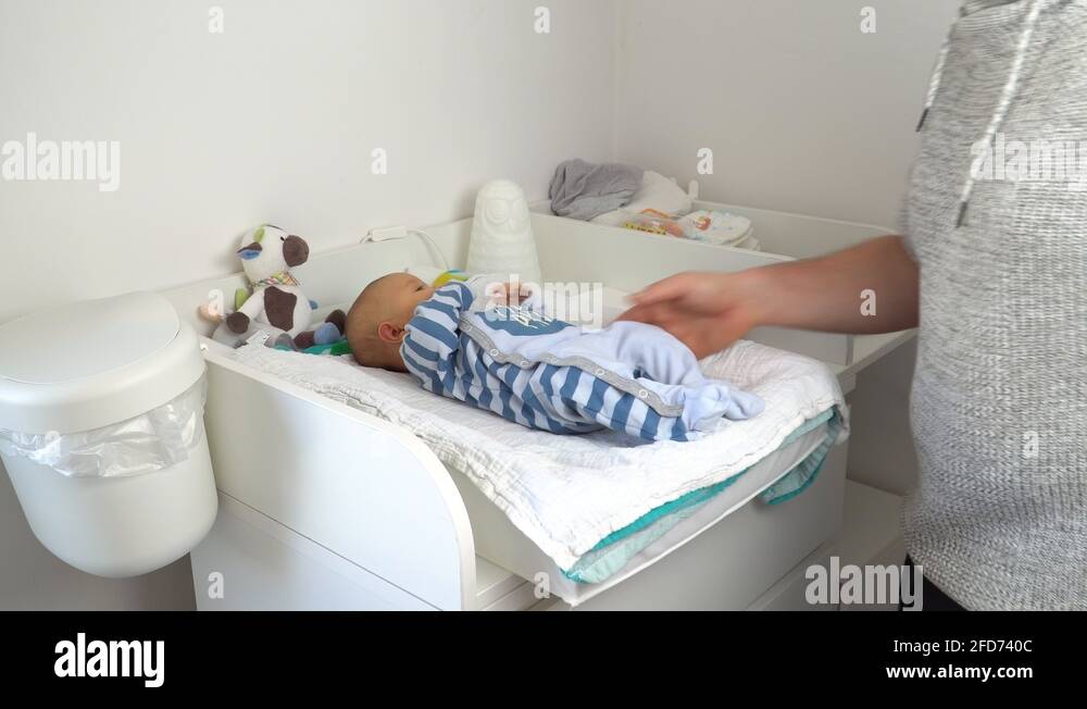 Gentle handling Stock Videos & Footage - HD and 4K Video Clips - Alamy