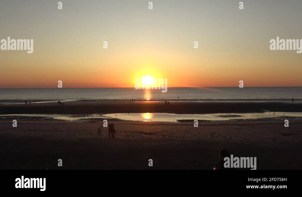 Blackpool sunset Stock Videos & Footage - HD and 4K Video Clips - Alamy