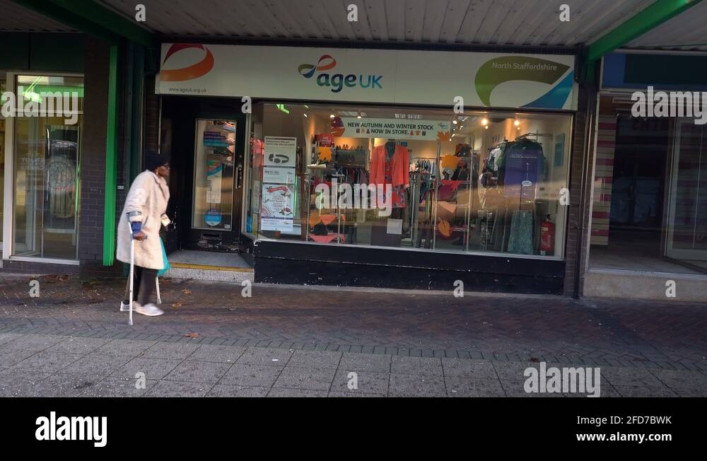 Empty shops uk high street Stock Videos & Footage - HD and 4K Video ...