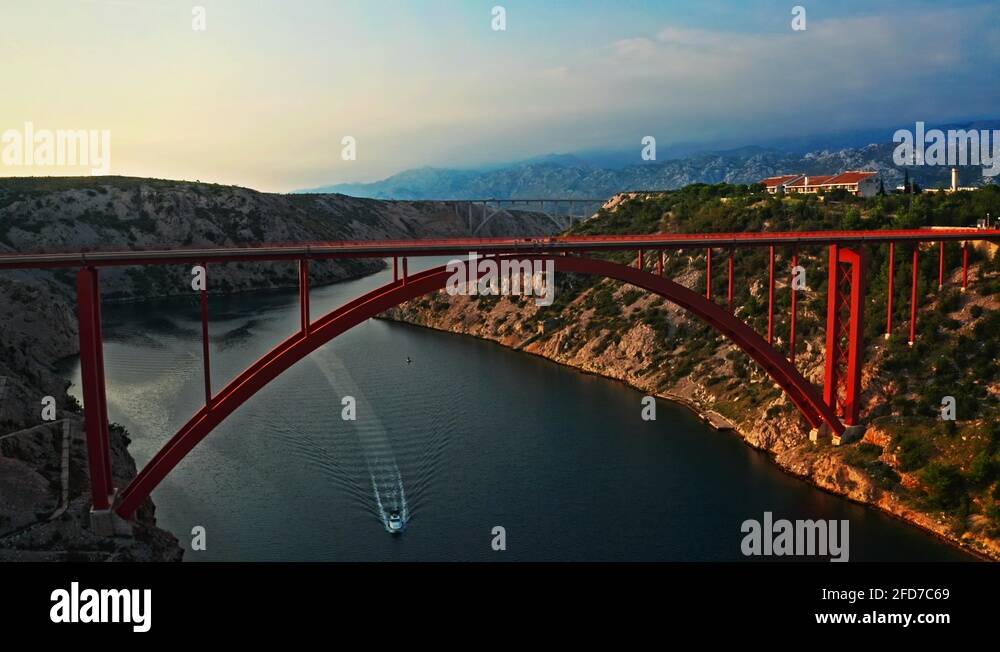 Big red bridge Stock Videos & Footage - HD and 4K Video Clips - Alamy