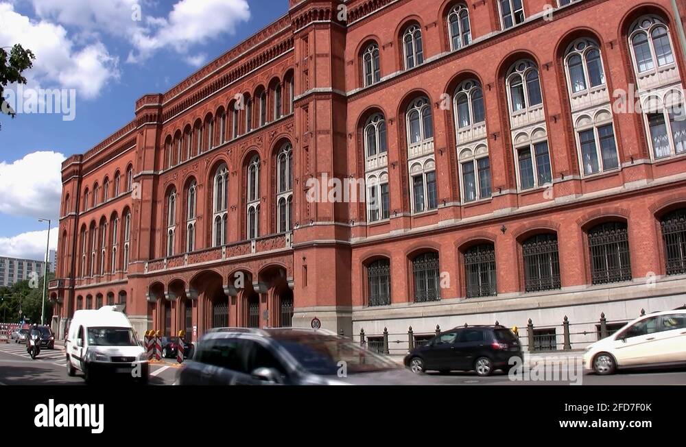 Rotes rathaus germany Stock Videos & Footage - HD and 4K Video Clips ...