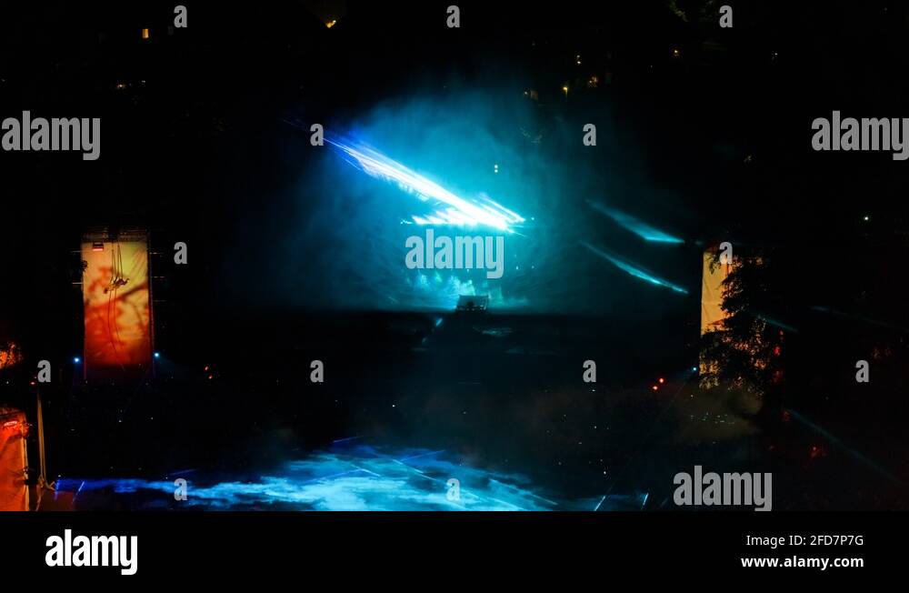 Laser patterns Stock Videos & Footage - HD and 4K Video Clips - Alamy