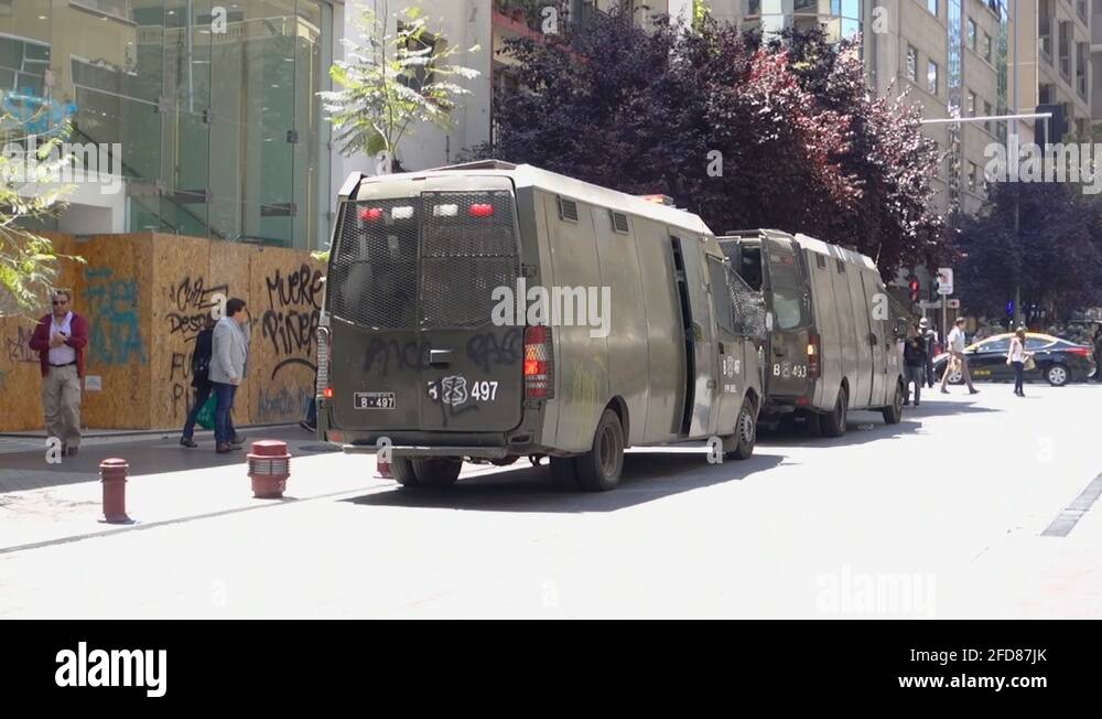 Carabineros car Stock Videos & Footage - HD and 4K Video Clips - Alamy