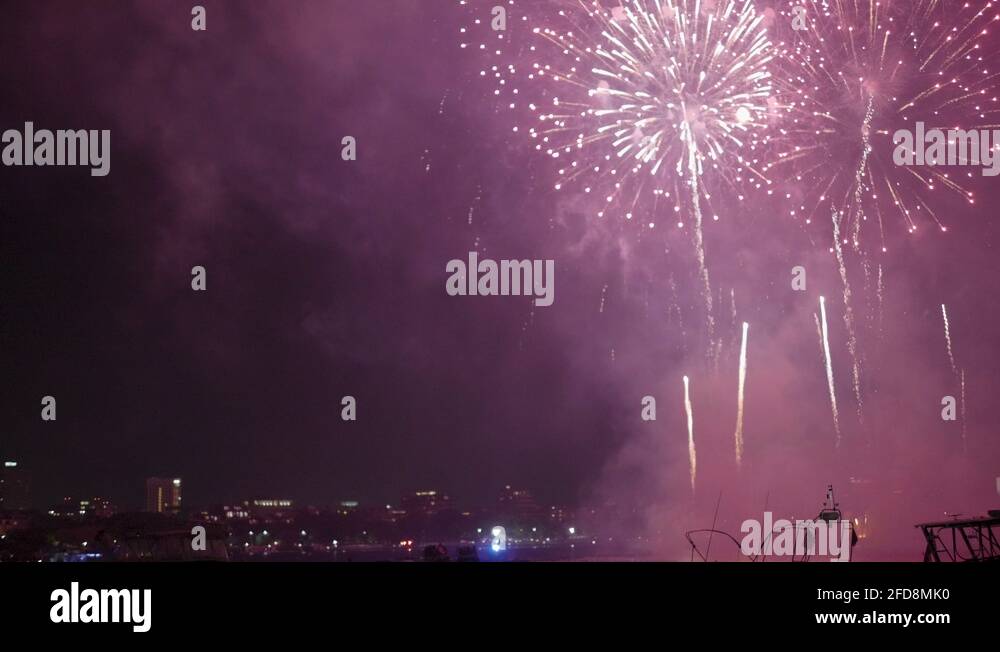 Boston fireworks Stock Videos & Footage - HD and 4K Video Clips - Alamy
