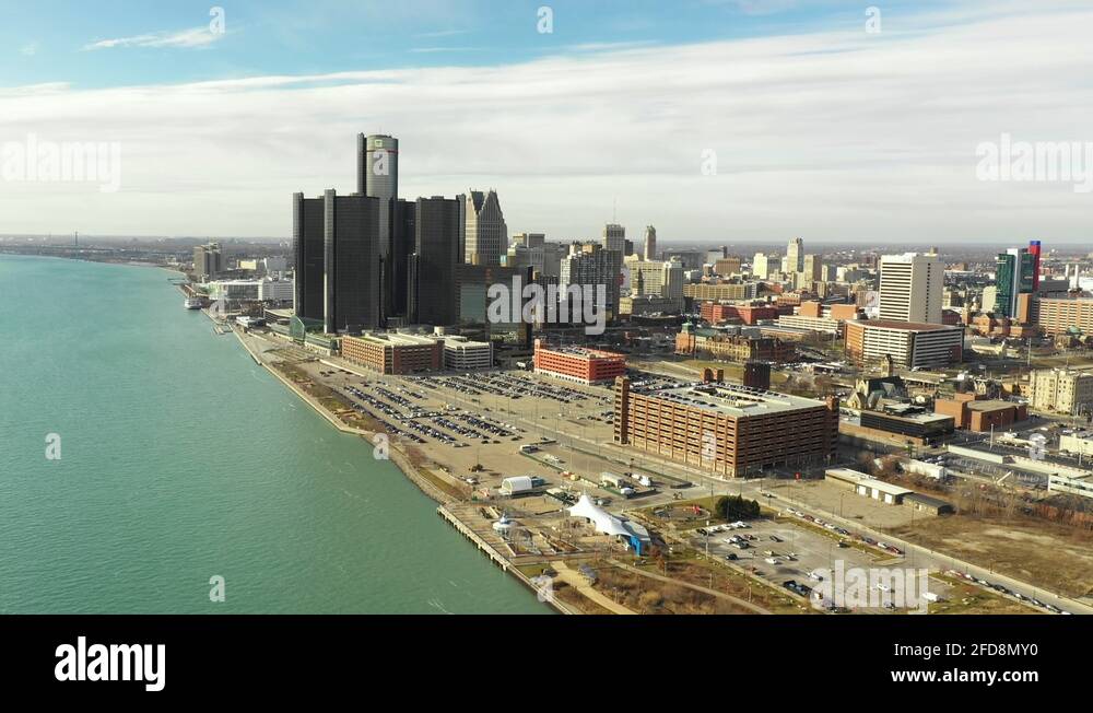 Detroit aerial view Stock Videos & Footage - HD and 4K Video Clips - Alamy