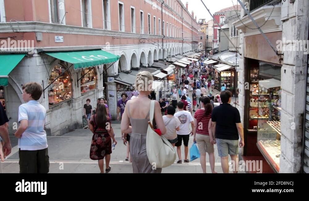 Busy shop Stock Videos & Footage - HD and 4K Video Clips - Alamy