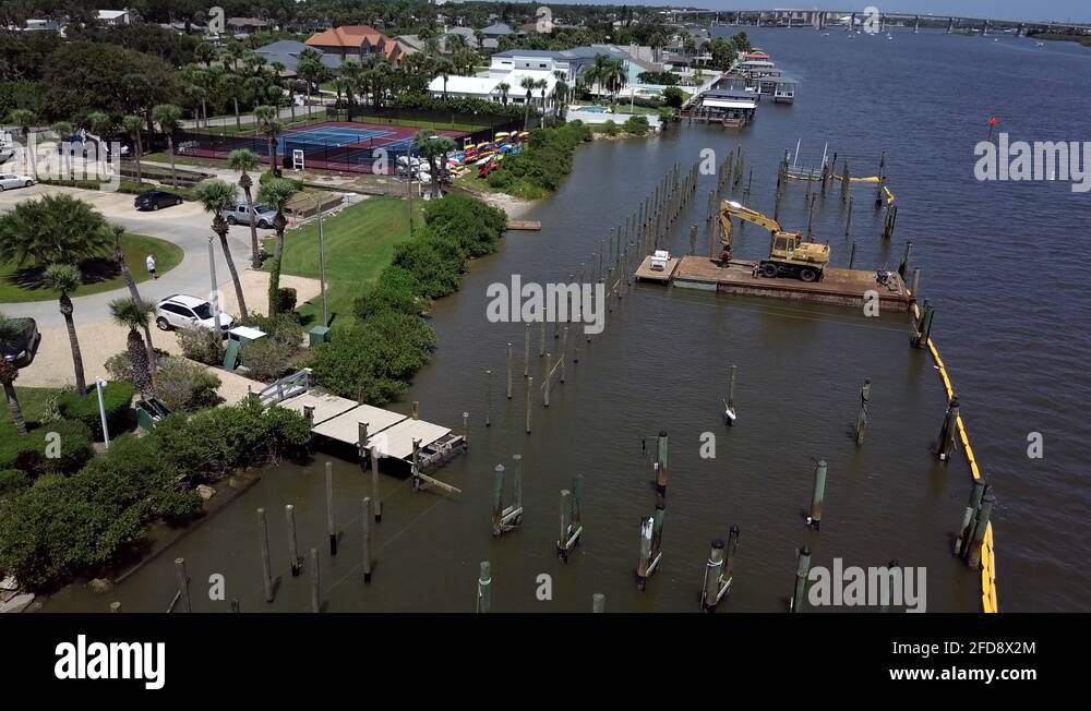 Pontoon construction Stock Videos & Footage - HD and 4K Video Clips - Alamy