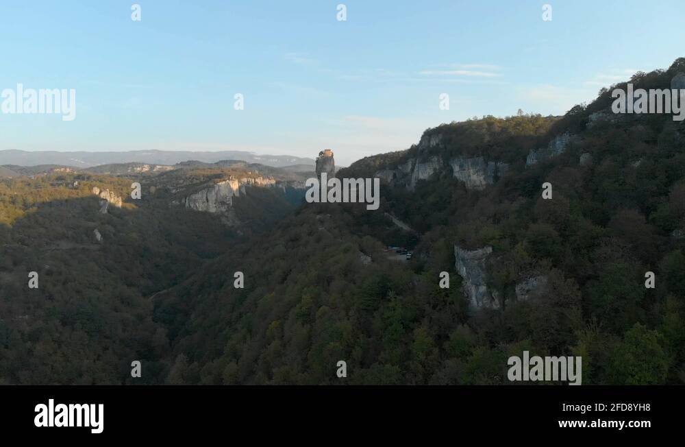 Monolithic pillar Stock Videos & Footage - HD and 4K Video Clips - Alamy