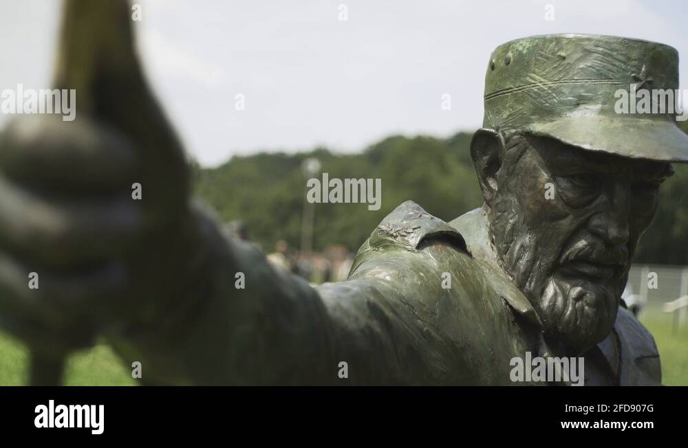 Bronze Statue Of Fidel Castro At National Heritage Monument In Cape ...