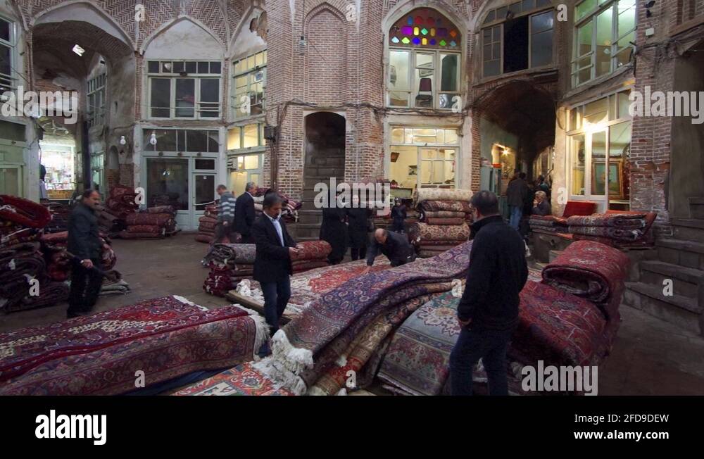 Tabriz bazaar rug Stock Videos & Footage - HD and 4K Video Clips - Alamy