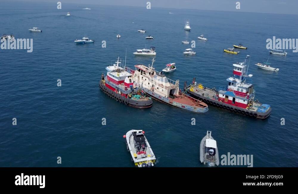 Flotilla boats Stock Videos & Footage - HD and 4K Video Clips - Alamy