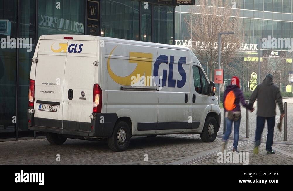 Gls parcel delivery van Stock Videos & Footage - HD and 4K Video Clips ...