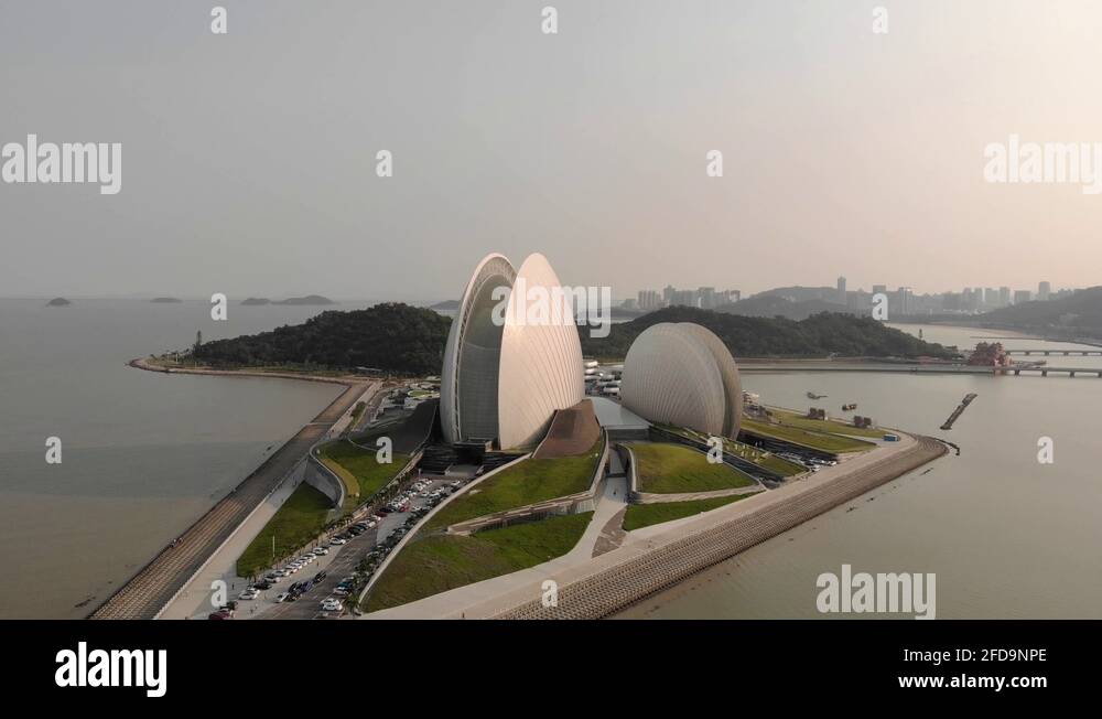 Opera house shells Stock Videos & Footage - HD and 4K Video Clips - Alamy