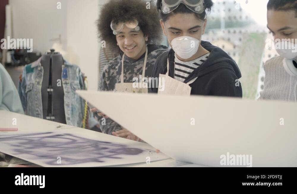 Graffiti class Stock Videos & Footage - HD and 4K Video Clips - Alamy