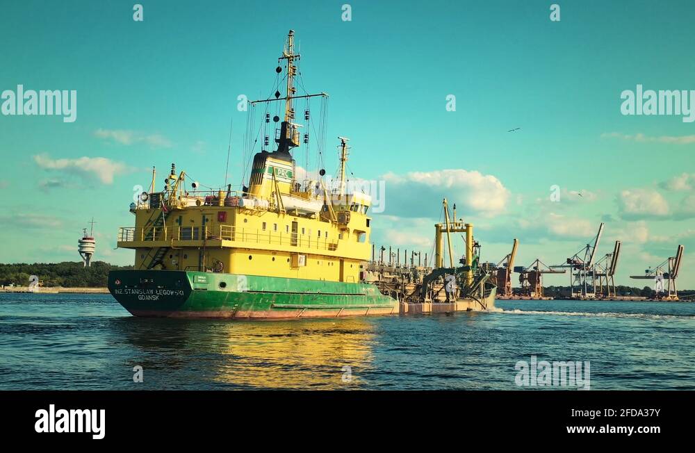 Dredger ship boat Stock Videos & Footage - HD and 4K Video Clips - Alamy
