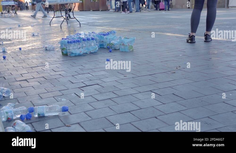 Marathon bottles Stock Videos & Footage - HD and 4K Video Clips - Alamy