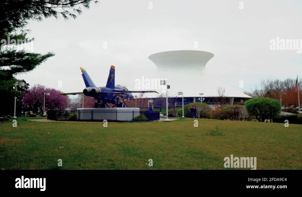 Blue Angel Fighter Jet Memorial in front of St. Louis Science Center ...