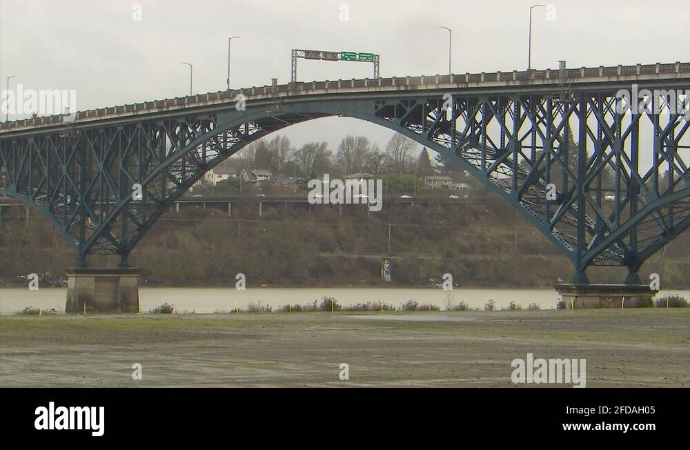 Ross island bridge Stock Videos & Footage - HD and 4K Video Clips - Alamy