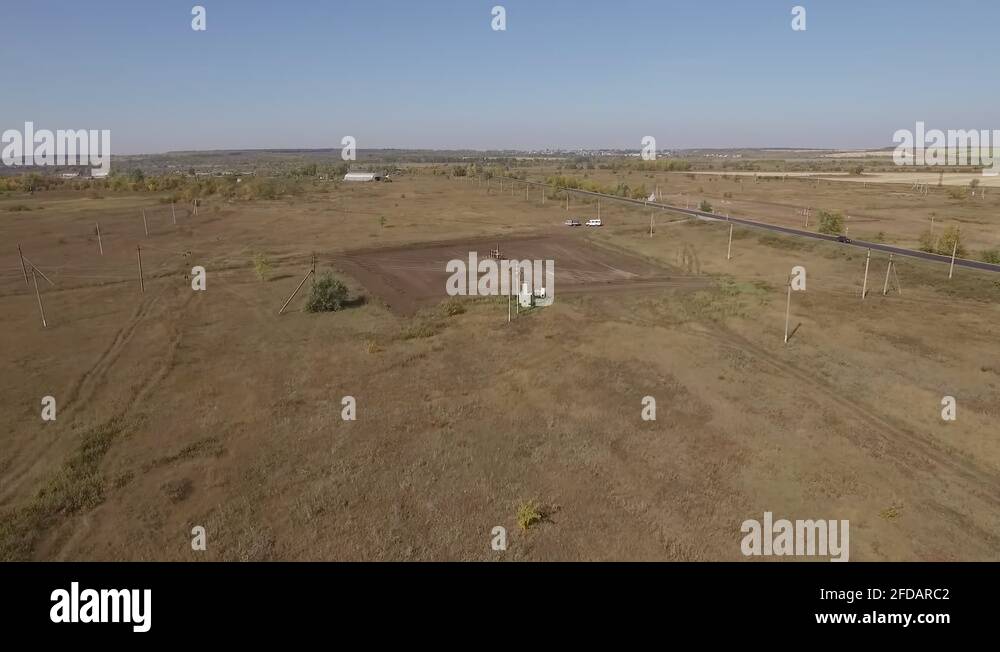 Oil field aerial Stock Videos & Footage - HD and 4K Video Clips - Alamy