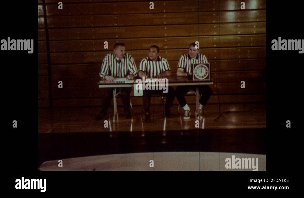 Fourth referee Stock Videos & Footage - HD and 4K Video Clips - Alamy