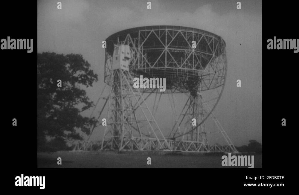 Short telescope Stock Videos & Footage - HD and 4K Video Clips - Alamy