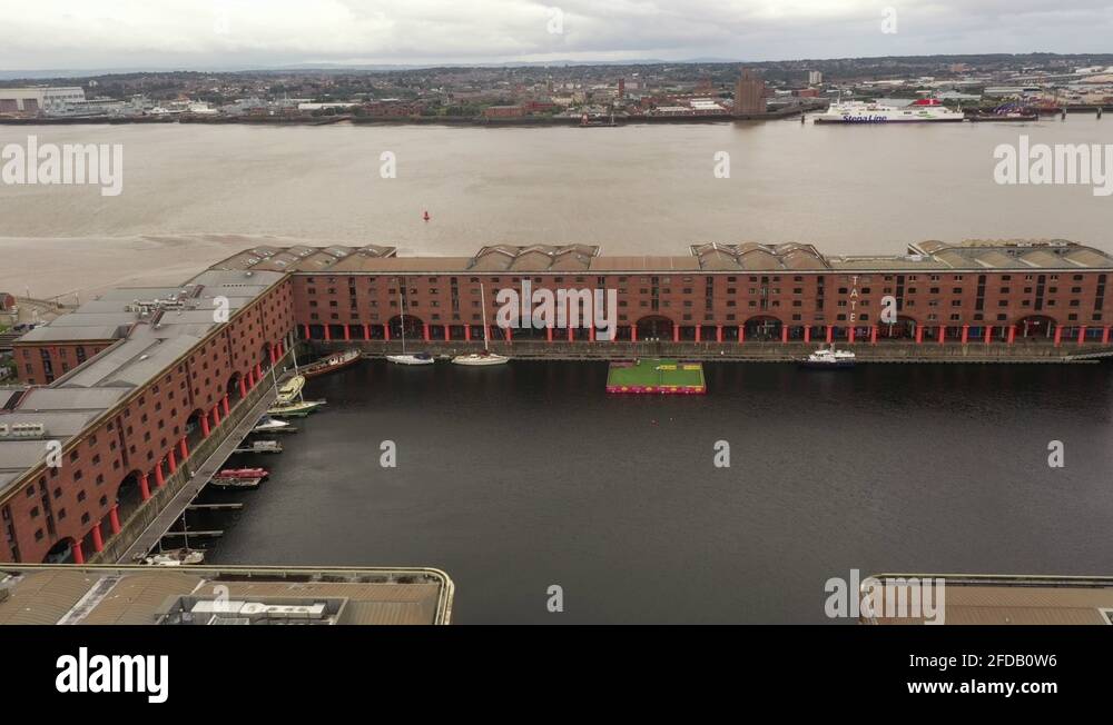 Albert docks Stock Videos & Footage - HD and 4K Video Clips - Alamy