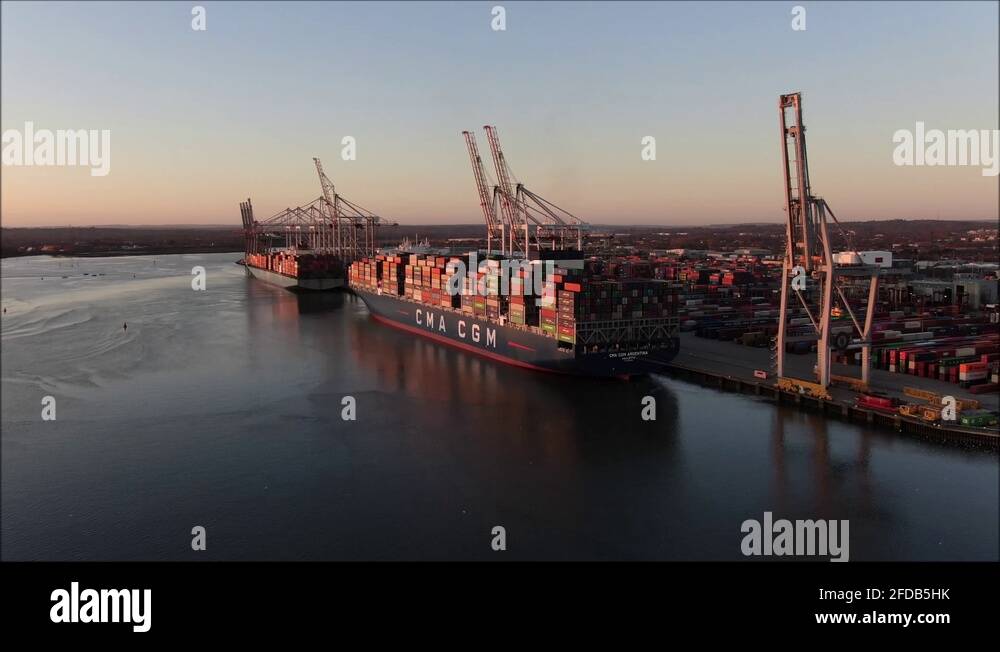 Pushing ships Stock Videos & Footage - HD and 4K Video Clips - Alamy