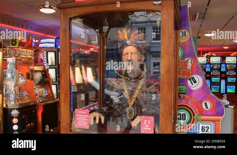 Fortune telling machine Stock Videos & Footage - HD and 4K Video Clips ...
