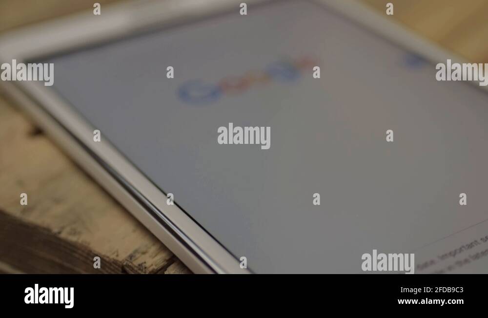 Google wifi logo Stock Videos & Footage - HD and 4K Video Clips - Alamy