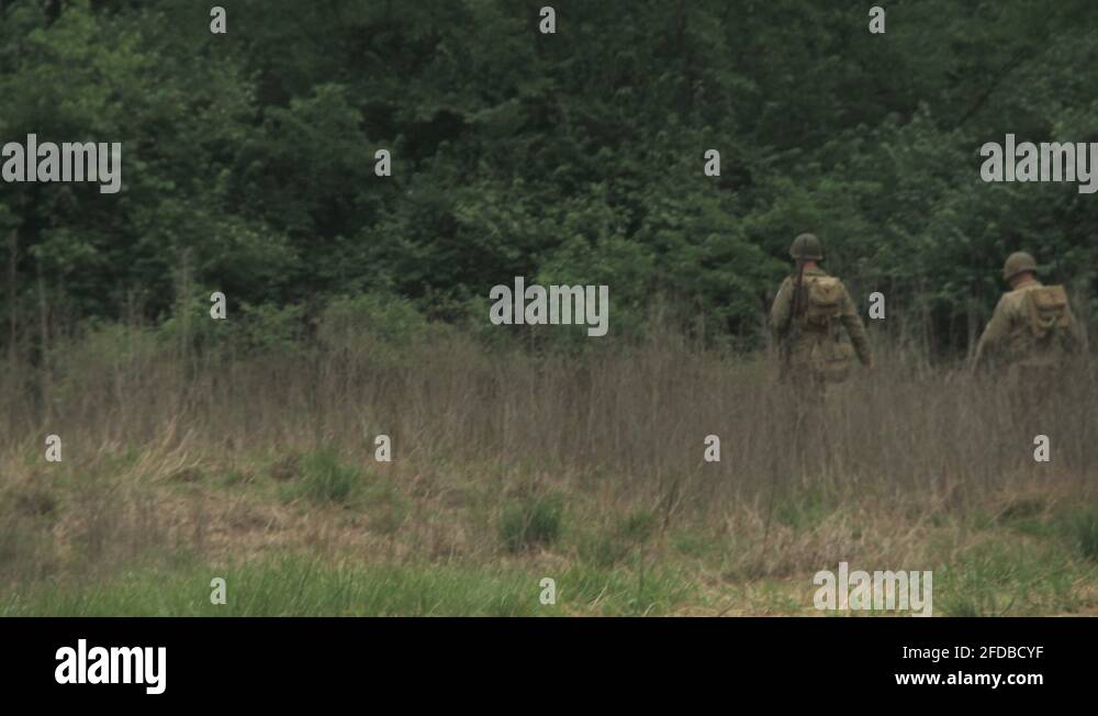 Ww2 soldiers forest Stock Videos & Footage - HD and 4K Video Clips - Alamy