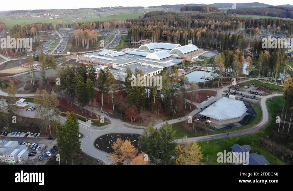 Center parcs Stock Videos & Footage - HD and 4K Video Clips - Alamy
